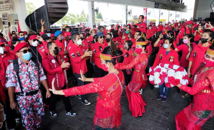Martua Susanto Manurung Resmi Dilantik Jadi Ketua PBB Batam Masa