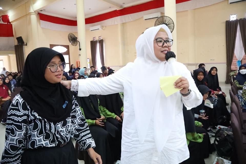 Motivasi Pelajar Natuna, Marlin: Kalianlah Pemilik Masa Depan